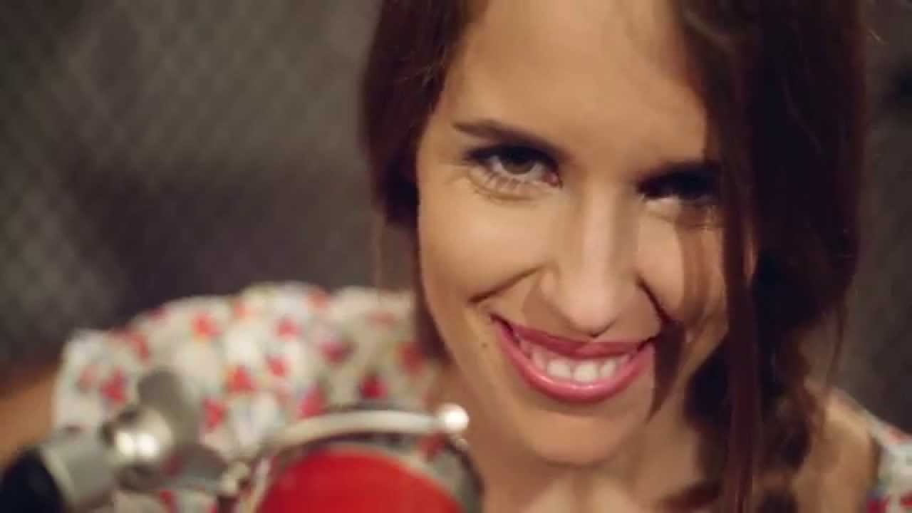 ANA STILWELL - TV SPECIAL 2014 - PART IV: 'Dibba Dee Doo' - YouTube