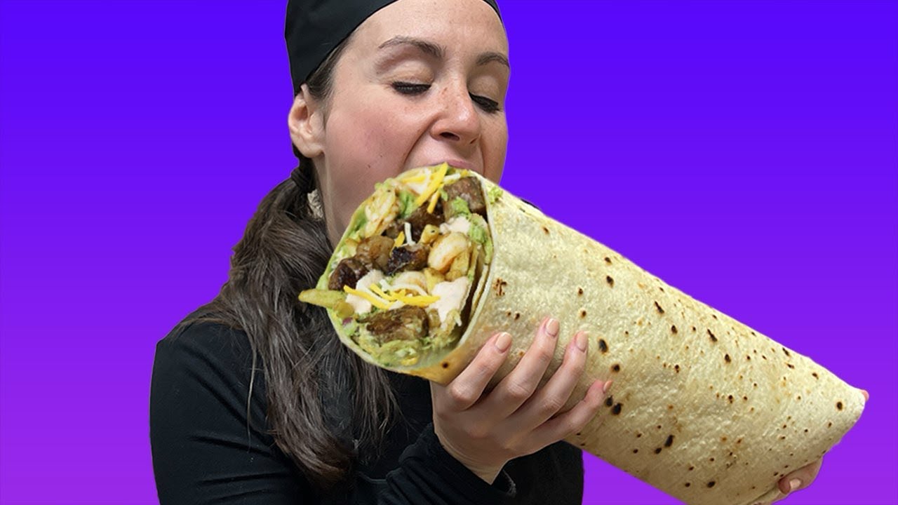 GIANT Burrito #burrito #mexicanfood #cooking #mexican - YouTube