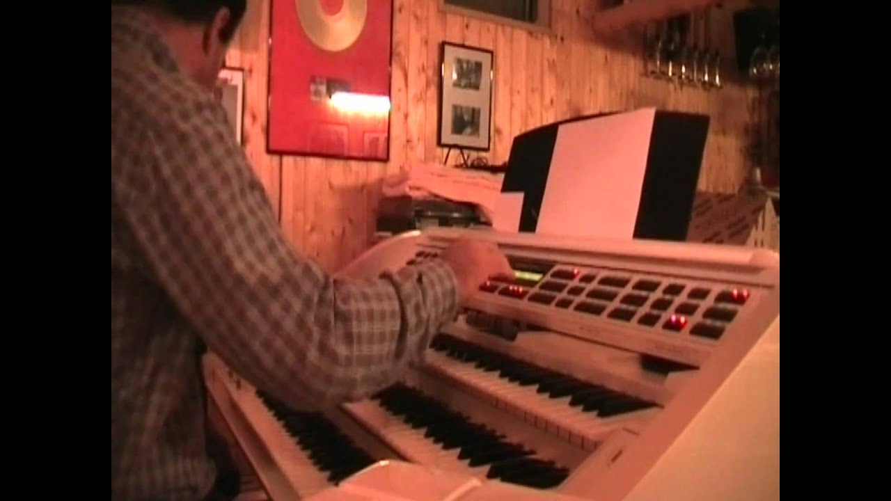 Neue Sounds in Wersi Atlantis II - YouTube