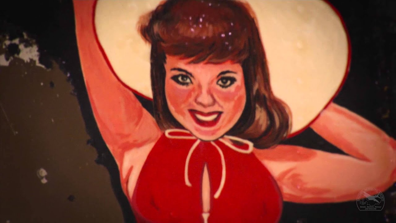WWII Aircraft Nose Art - YouTube