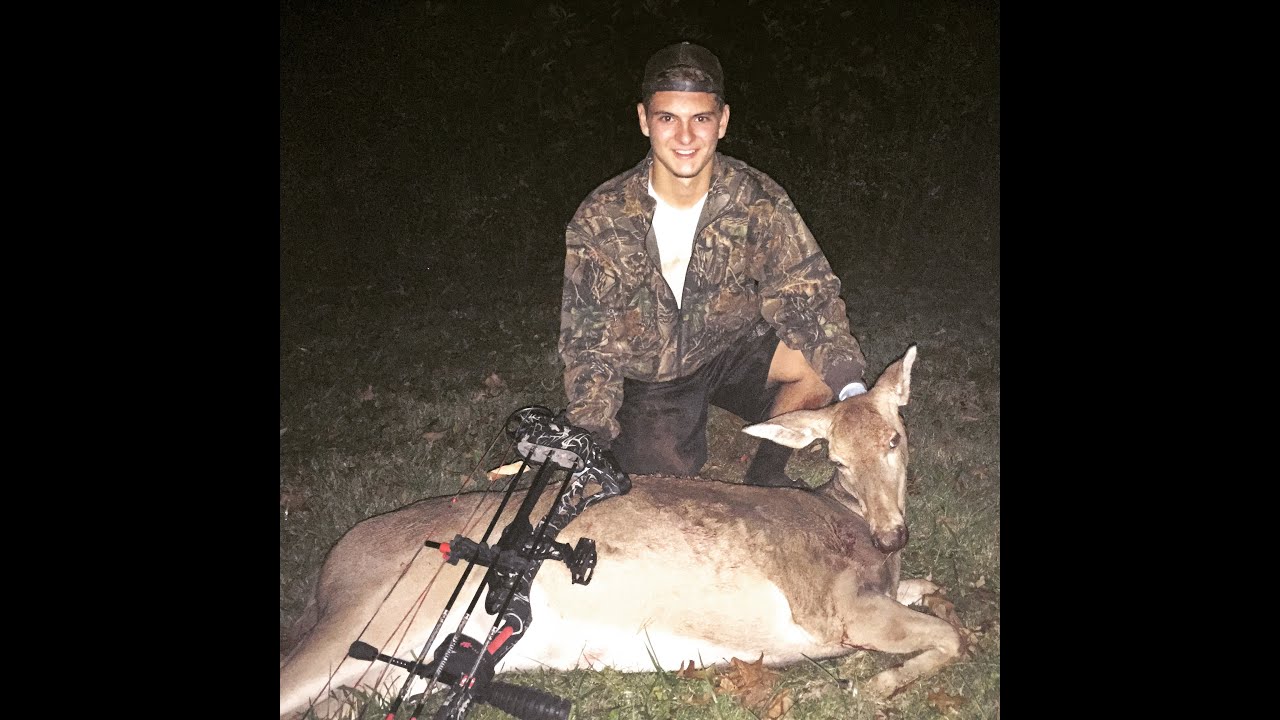 Self- Filmed Whitetail Deer Bow Hunting 2015 - Pt. 1 - YouTube