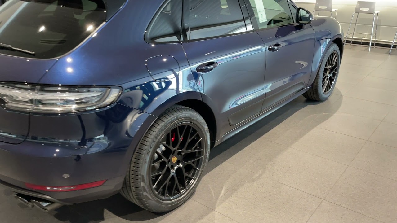 Night Blue Porsche Macan GTS - YouTube