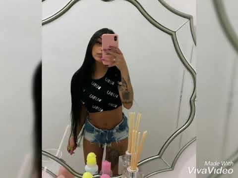 Baixinha perfeita(mc mirela💤😻)