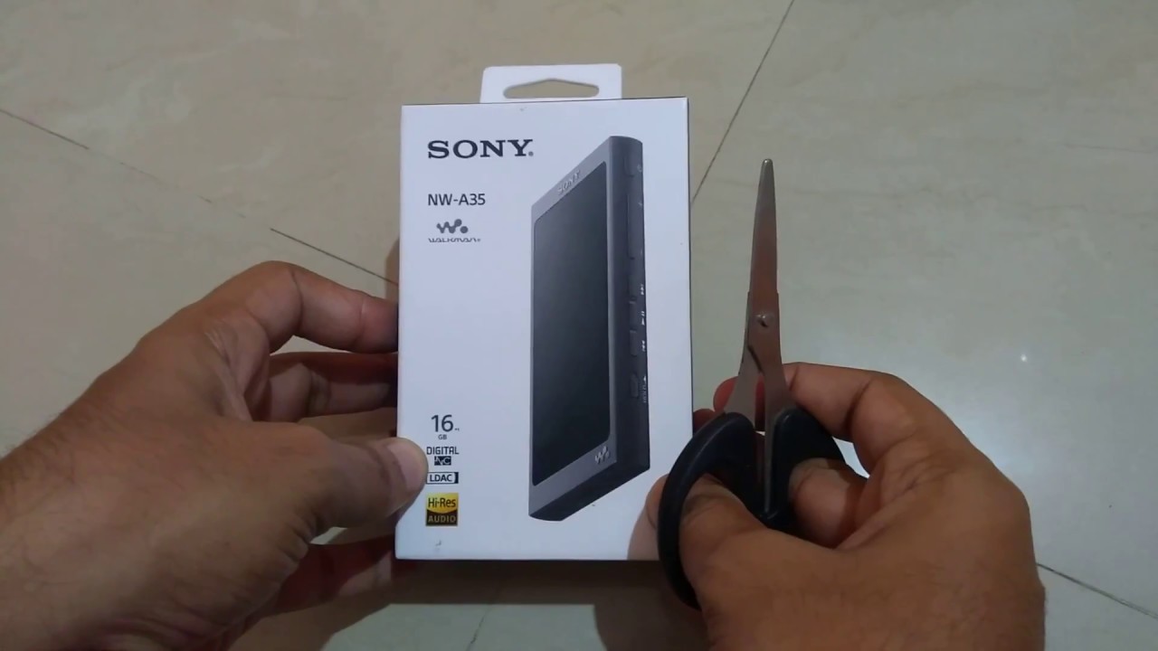 Sony Walkman NW-A35 unboxing - YouTube