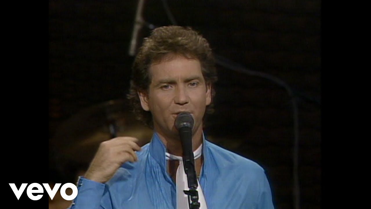 Larry Gatlin & The Gatlin Brothers - Talkin' To The Moon - YouTube
