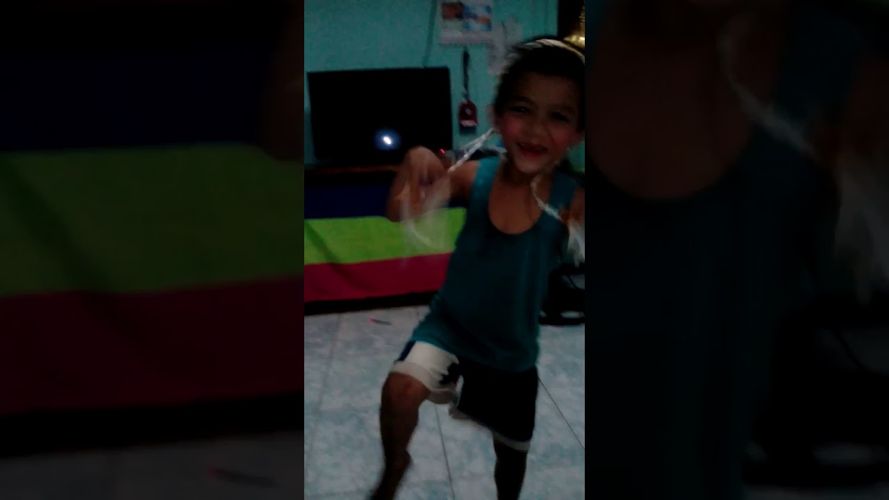 Ponytail dance challenge - YouTube