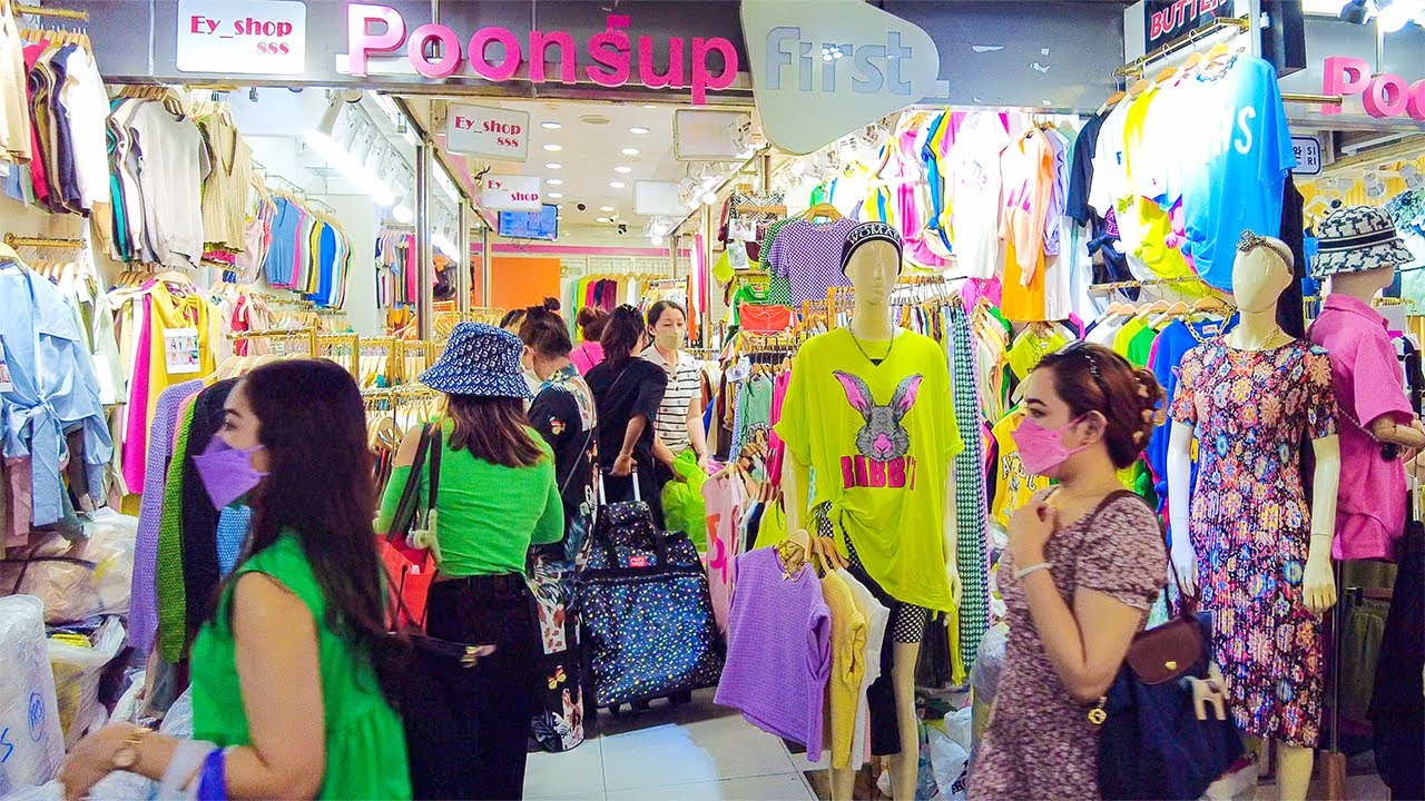 PRATUNAM MARKET September 2022 / Bangkok How marvelous Cloth Market ...