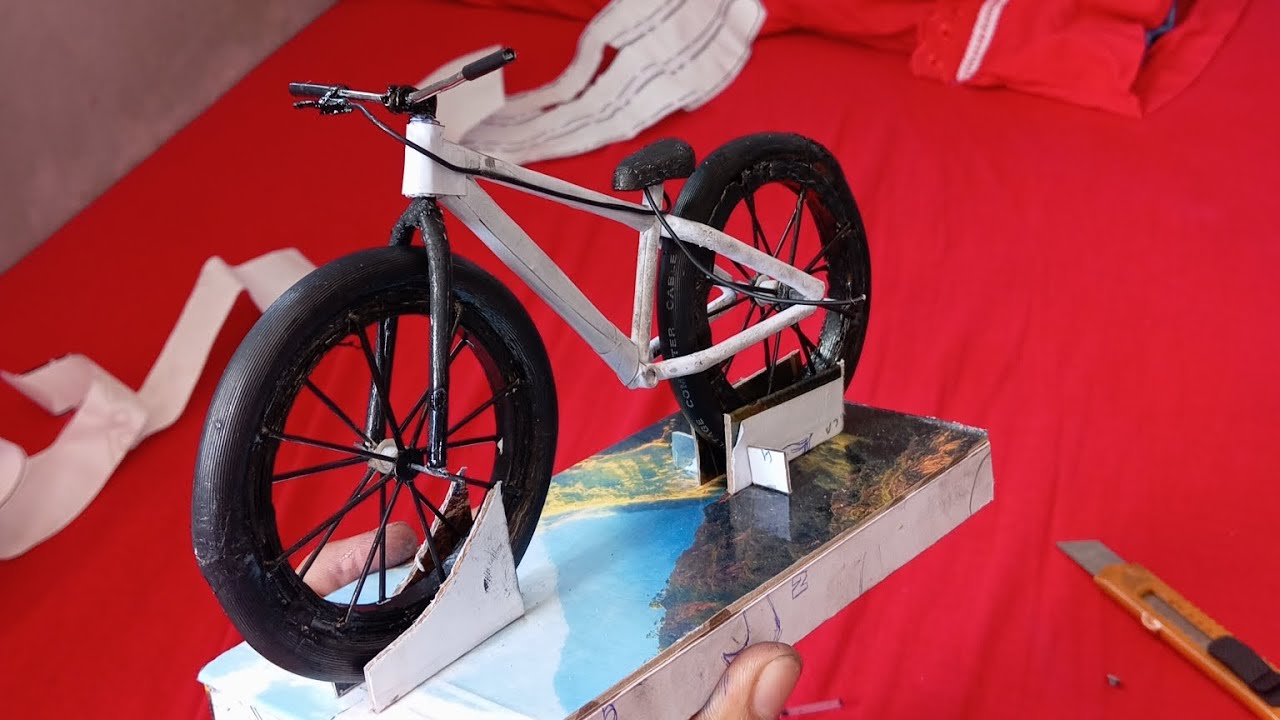 COMO FAZER UMA MINI BIKE DE PAPEL (PARTE 2) - YouTube