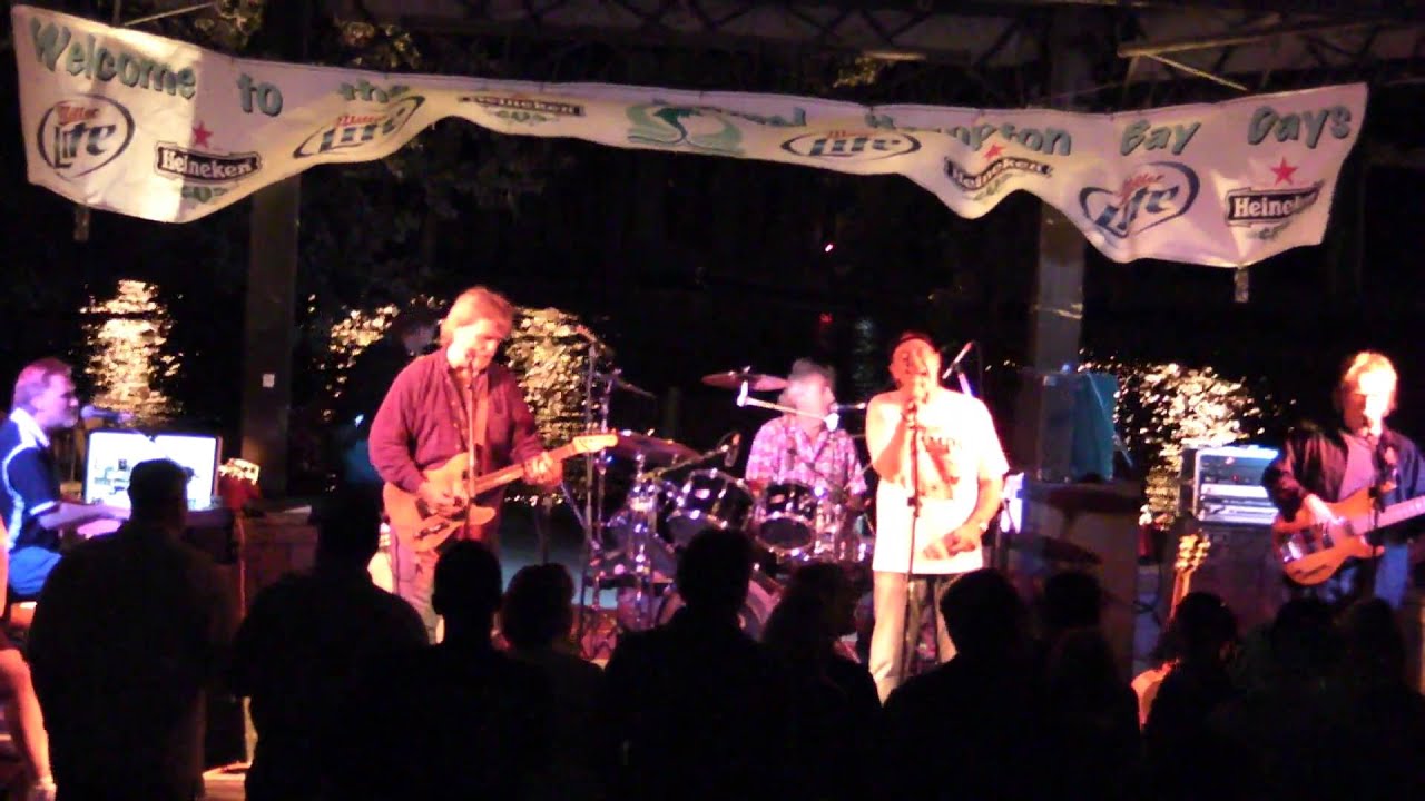 The Robbin Thompson Band "Movin' On Up" - YouTube