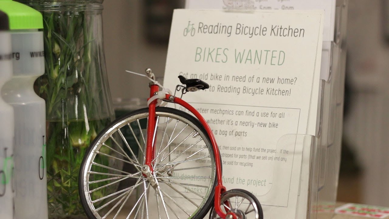 Reading Bicycle Kitchen - Creative Media Production 2016 - YouTube