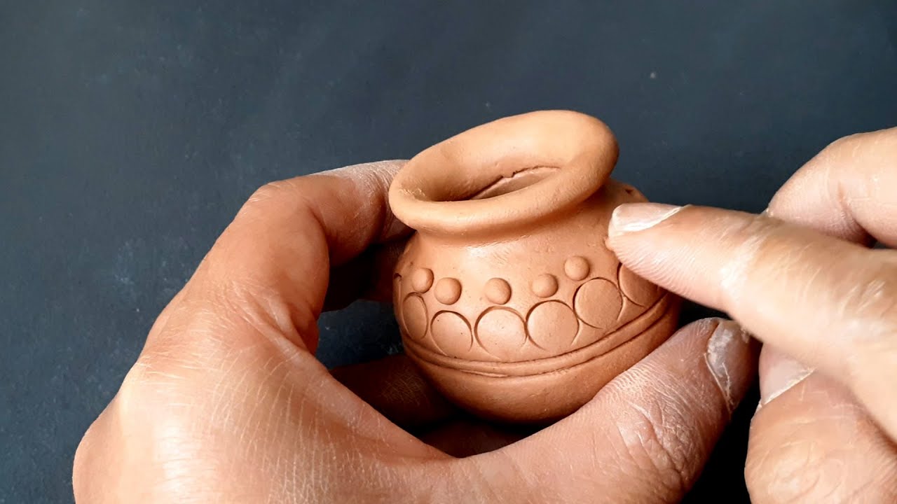 Crafting Magic Art: Creating a Mini Clay Jar with Stunning Textures ...