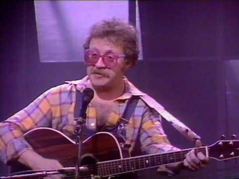 Mike Harding - One Night in Lincoln Part 18 - YouTube