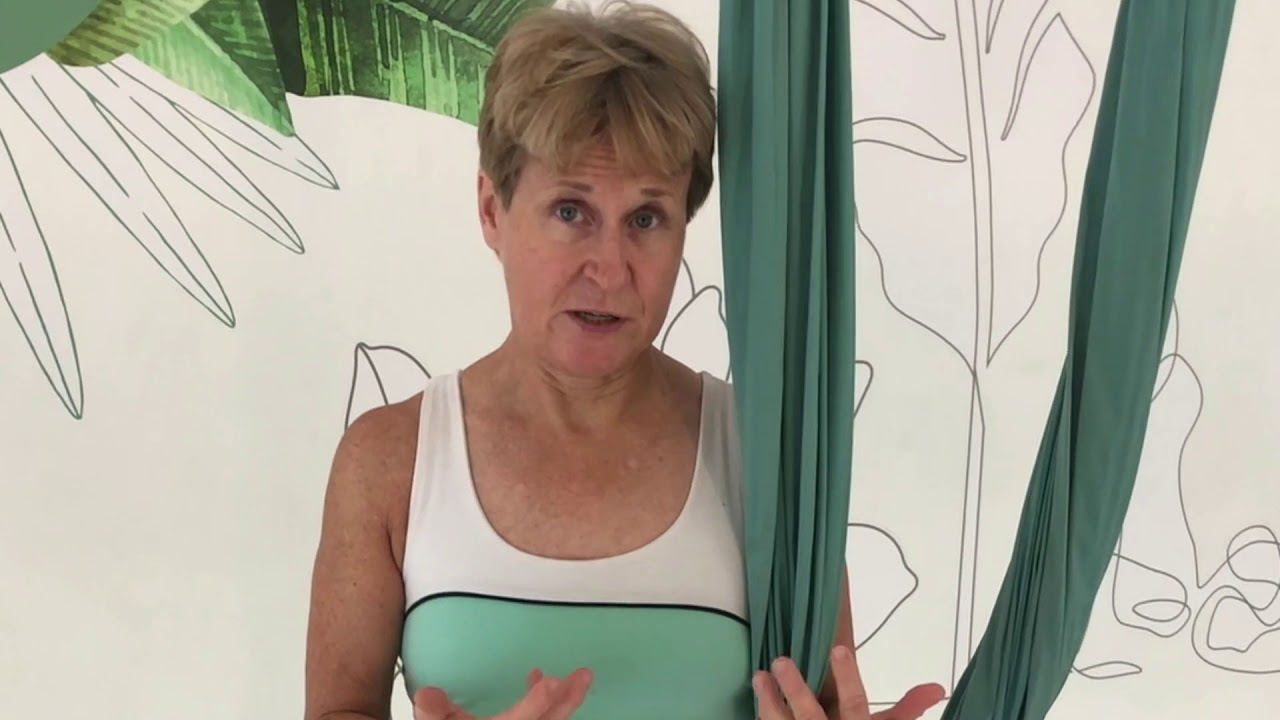 SUE JACKSON speaks on the PSYCHOLOGY of 'Flowstate' and Aerial Yoga ...