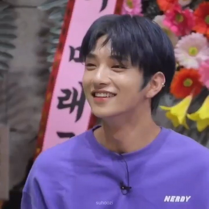 joshua and his warm smile!💙🥰 #seventeen #세븐틴 #joshua #조슈아 ...