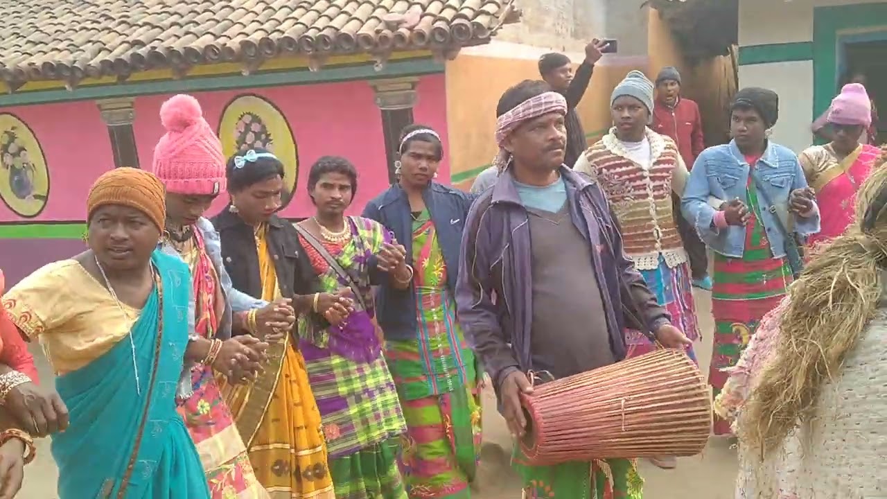 Budhi Gadi Enaj 2023//new santali video//(Rajdoha) - YouTube