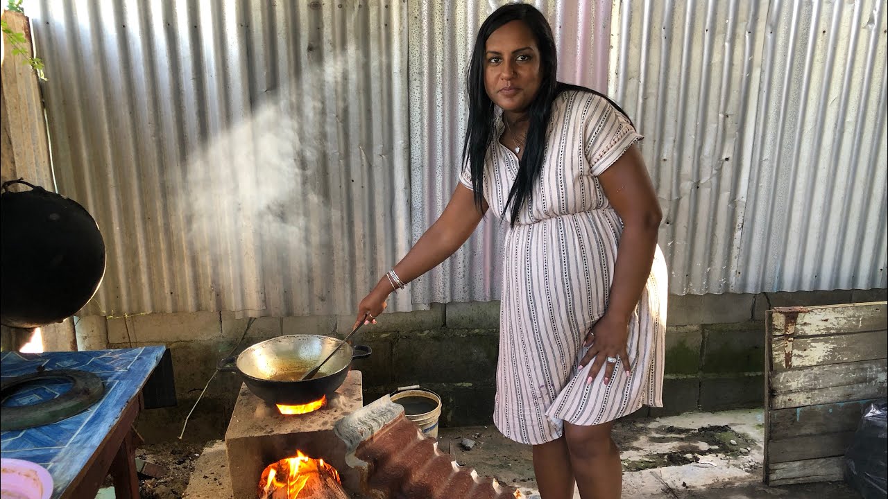 Fireside chicken curry 🇬🇾🇬🇾 - YouTube