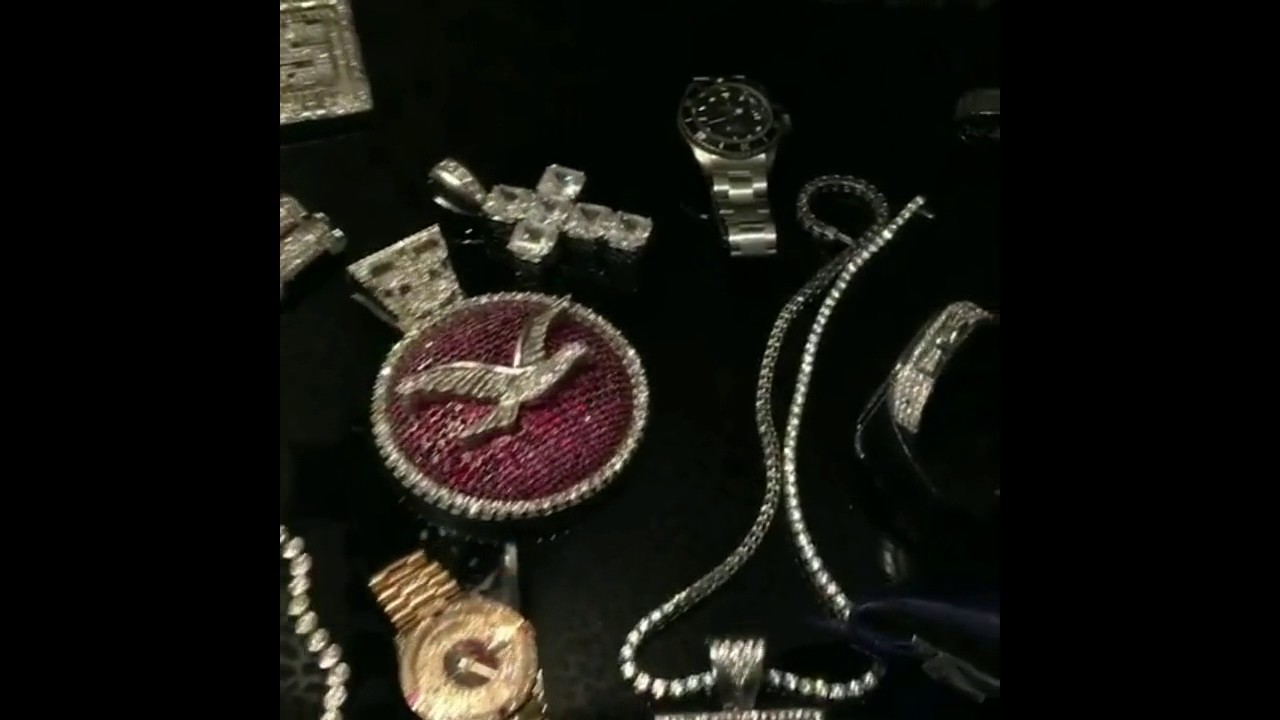 #Birdman still has his 90's Jewelry! Bling bling for days! Cash Money ...