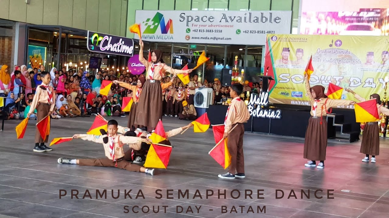 Lomba Semaphore Dance Pramuka di Mall Botania 2 Batam | Scout Day Batam ...