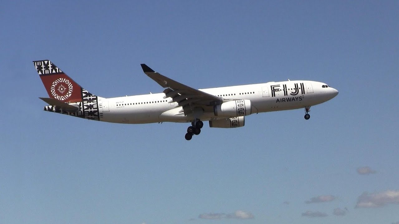 Fiji Airways Airbus A330-200 Landing Auckland Intl. Airport - YouTube