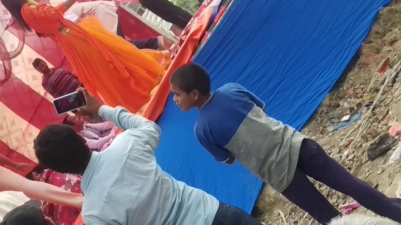 Bhojpuri stage show dance bihar - YouTube