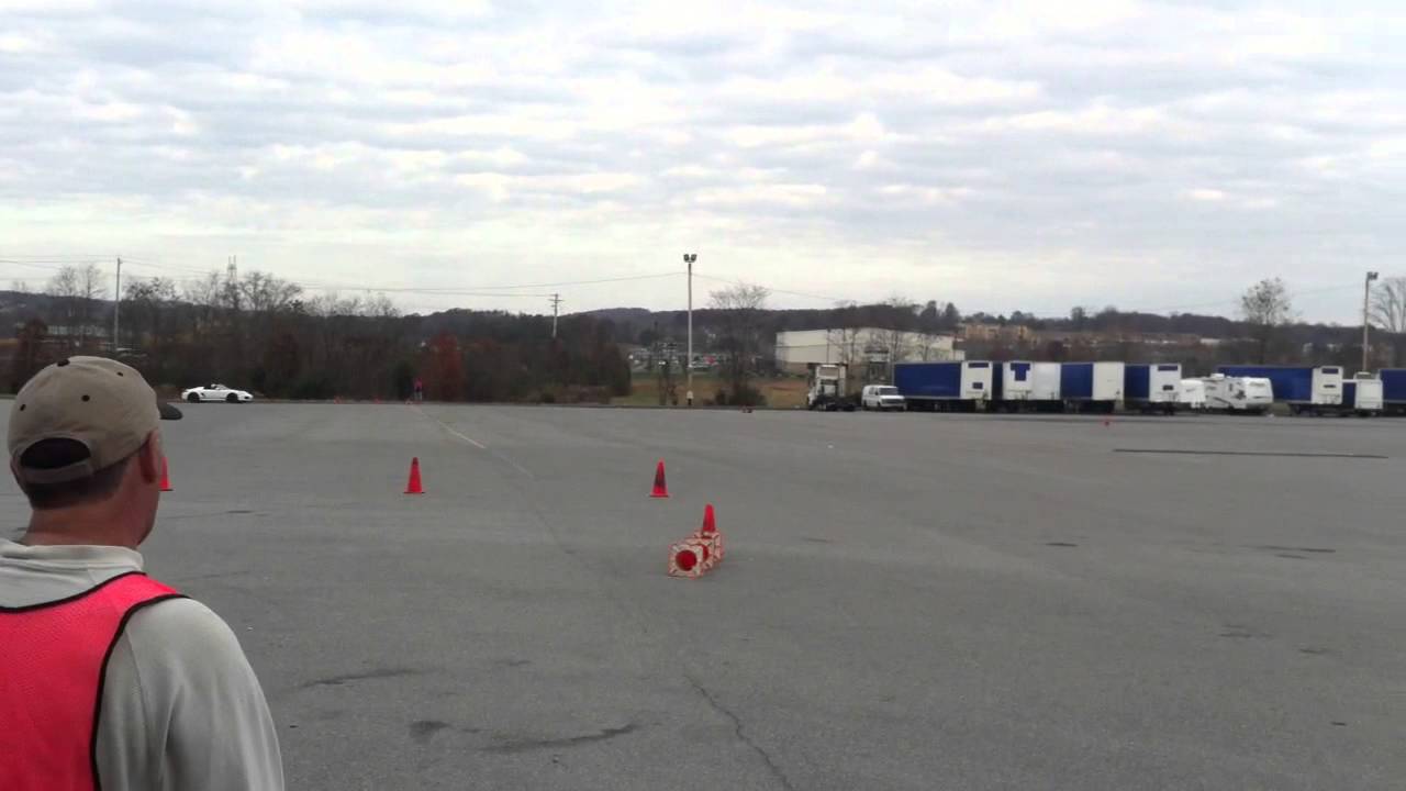 Porsche Boxster Spyder Autocross - YouTube