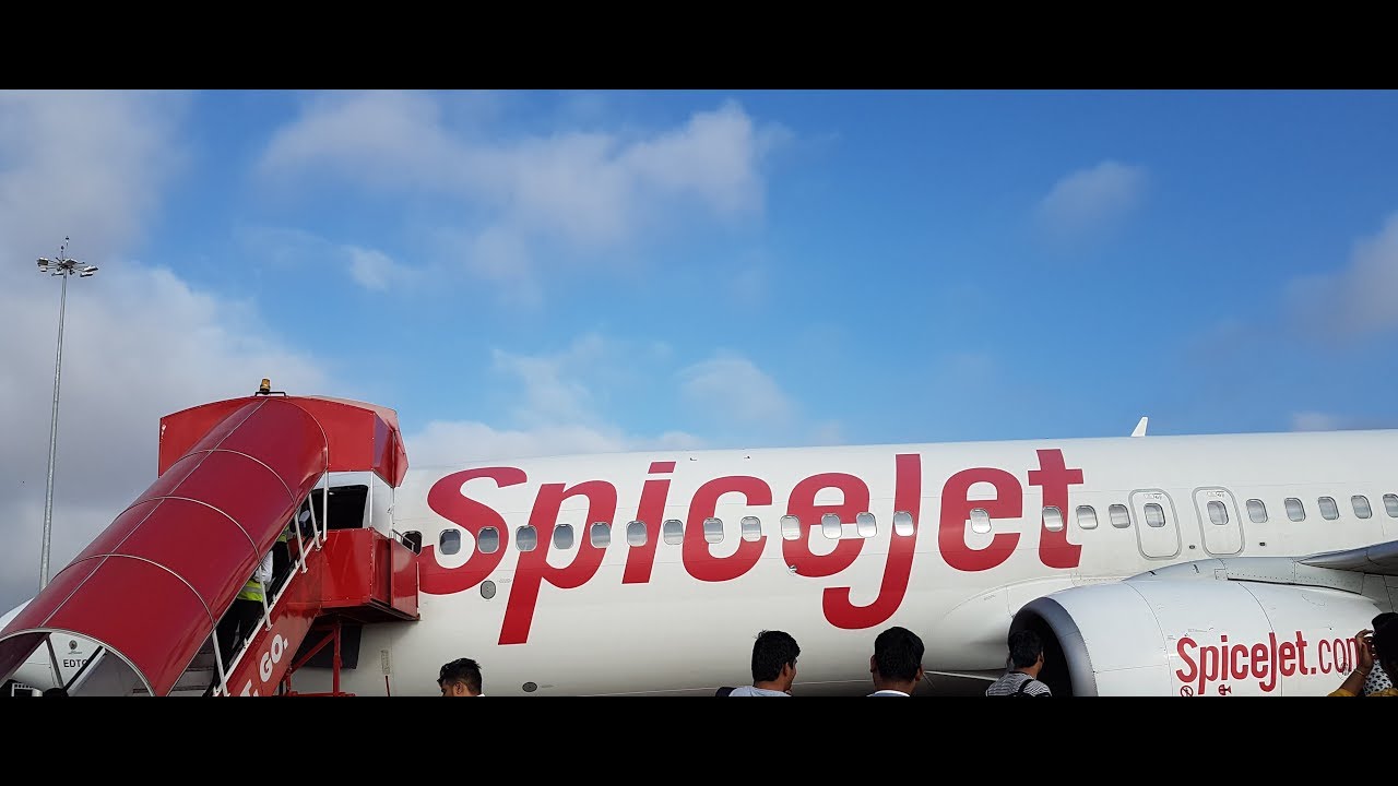 FLIGHT REVIEW| SpiceJet Boeing 737-800(ECONOMY) - YouTube