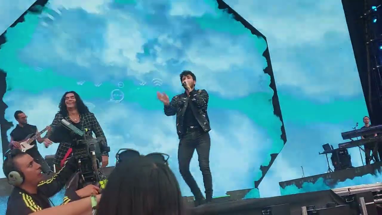 Sebastián Yatra - Melancólicos Anónimos / Modo Avión, en vivo Tecate ...