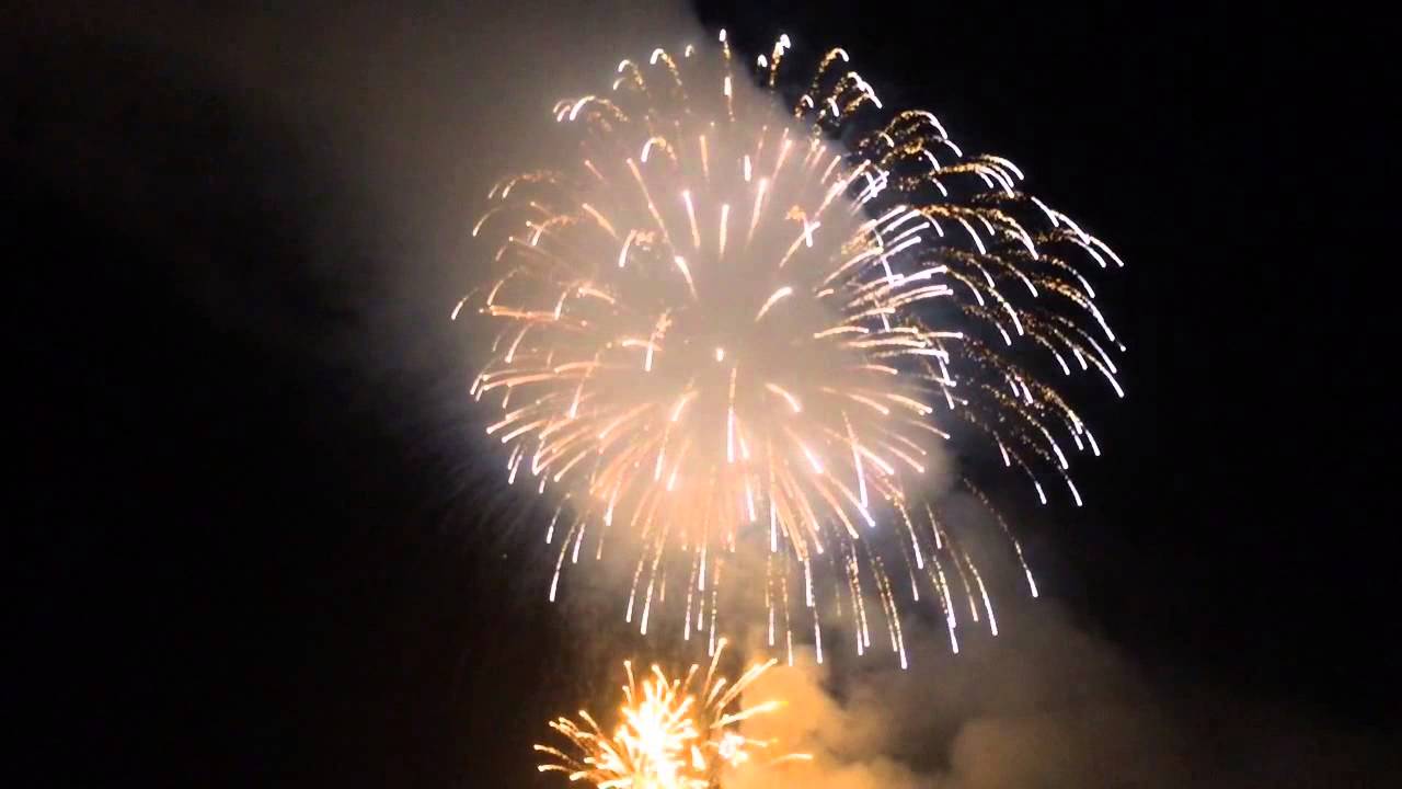 July Fourth 2015 Springfield, Mass. Fireworks - YouTube