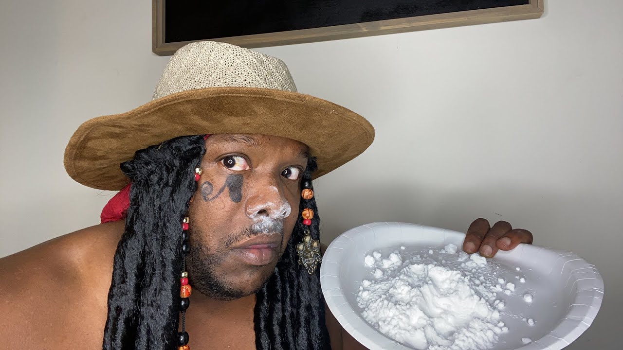 Young Pharaoh getting high on YouTube Live!!@young.pharaoh - YouTube