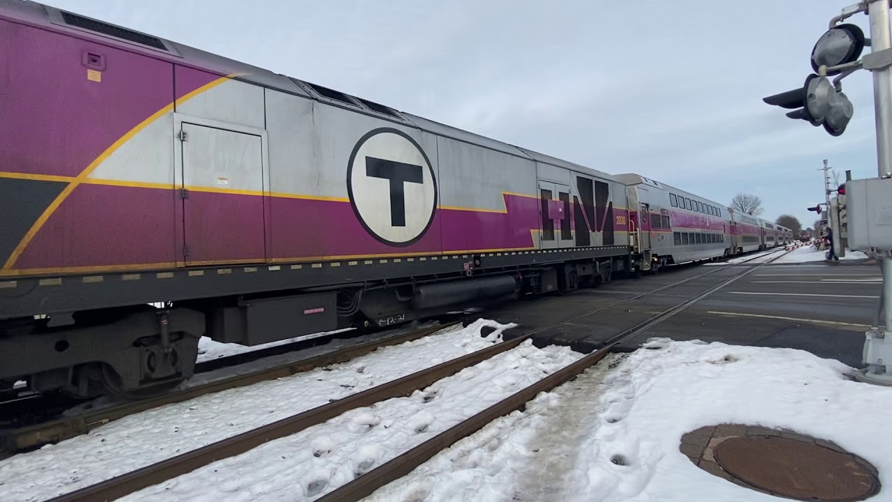 MBTA Eastbound Crossing Route , Framingham, 12/24/20 - YouTube
