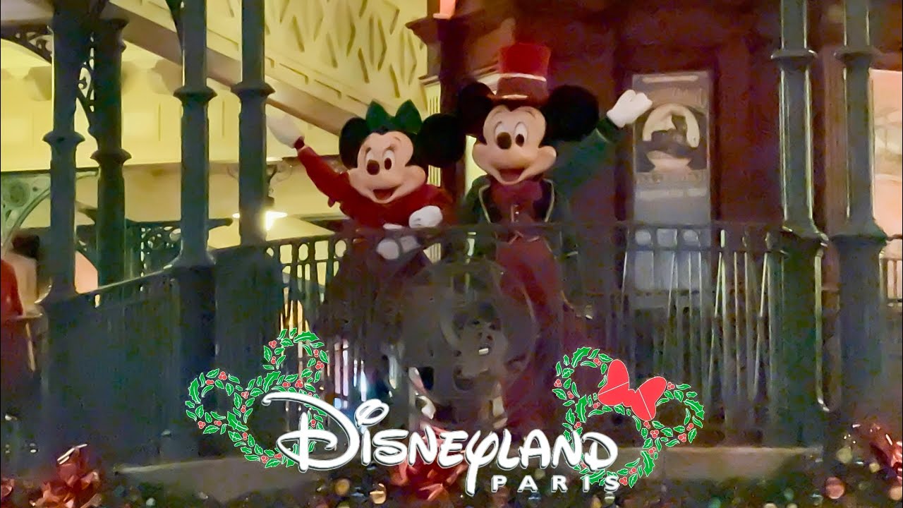 Mickey & Minnie Say Goodbye To Guests - Disneyland Paris. - YouTube