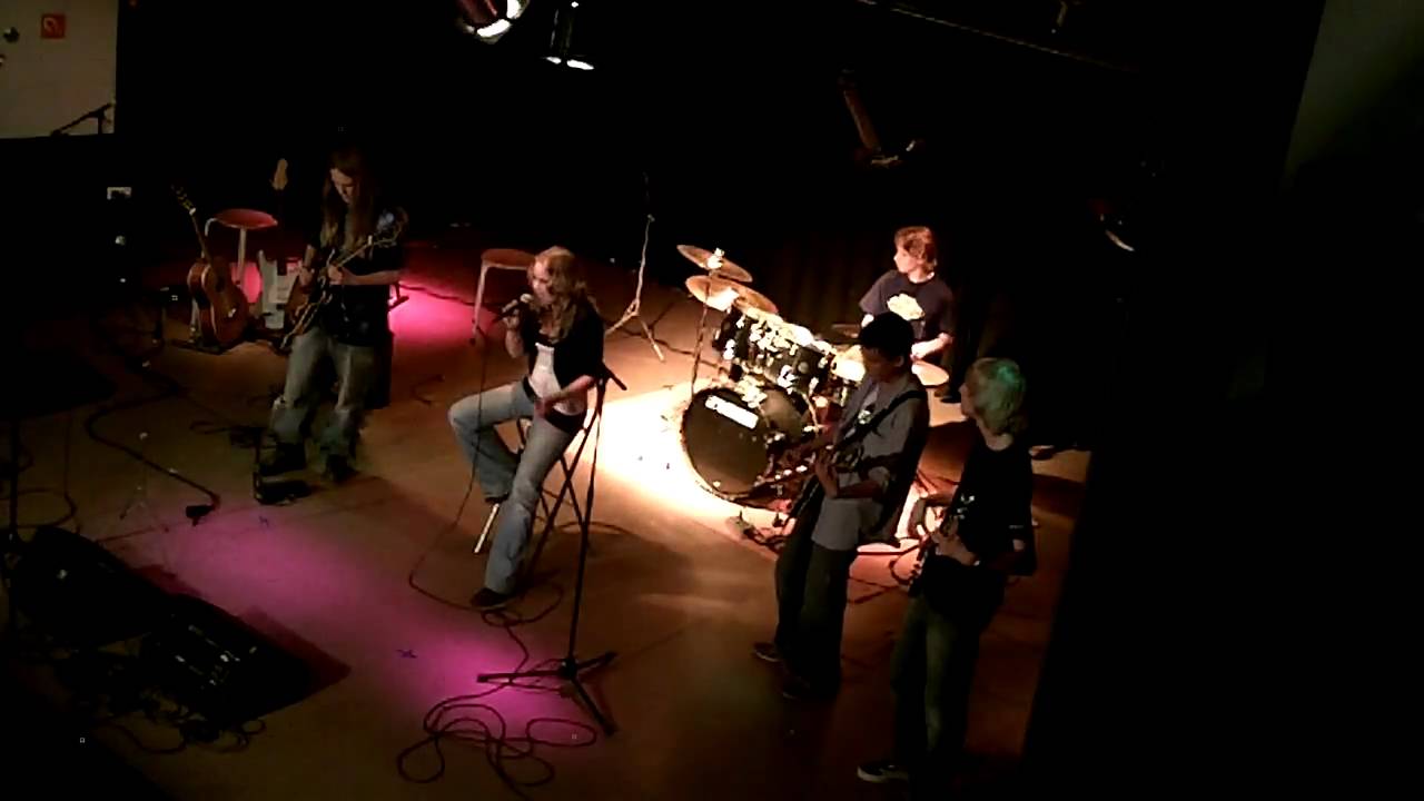 Tamara, Alex, Bram, Emillio en Michiel - Sweet Child 'O Mine (Guns 'N ...
