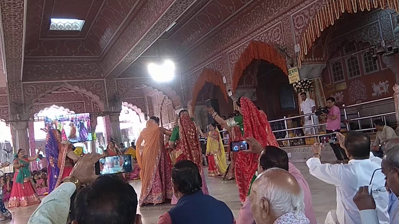Fag mahotsav jaipur govind dev ji - YouTube