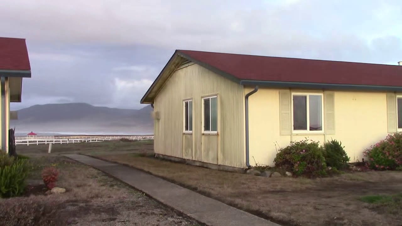 Point Arena Lighthouse Lodging - YouTube