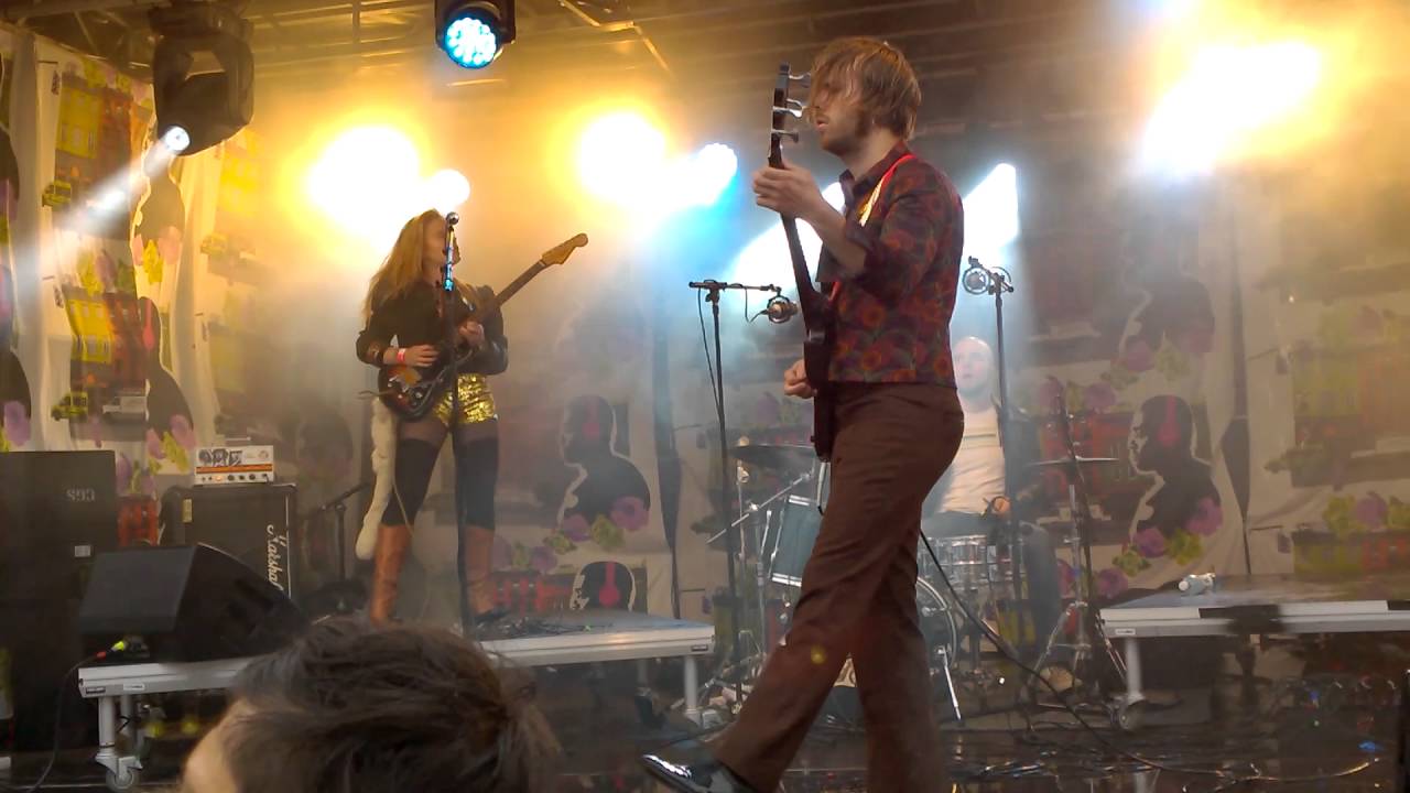 Mara Balls - Mitä Sä Odotat? - Live @ Sideways, Helsinki June 18, 2016 ...