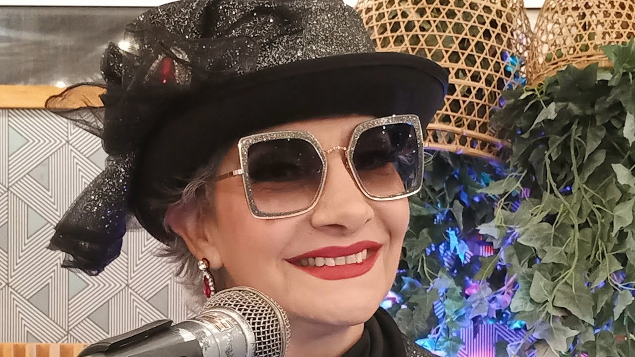 CABARET ( Liza Minelli) ( Cover by Olga Sanchez) - YouTube