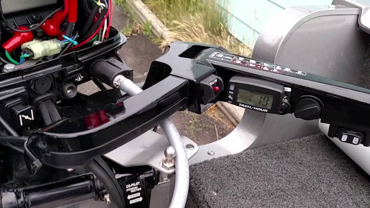 Mercury kicker tach/hour meter - YouTube