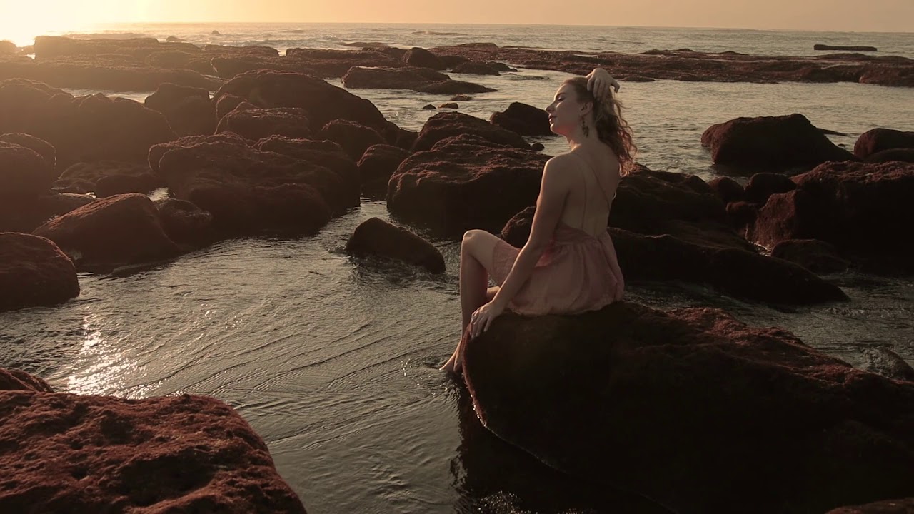 Alexa - Sunset - YouTube