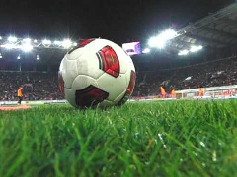 soccer kick slow motion 210 fps - YouTube