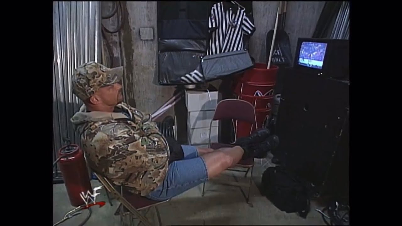 Vince McMahon Makes Stone Cold Steve Austin Watch HHH Hand Over The ...