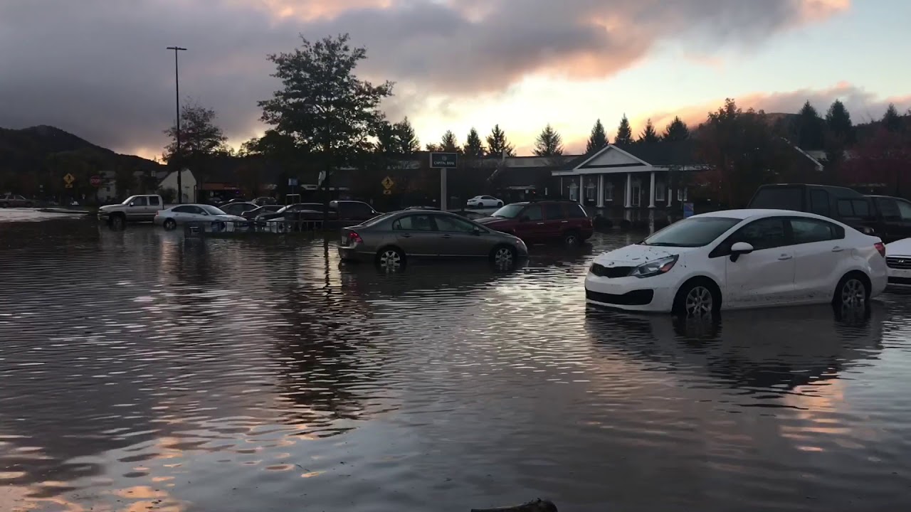 Flood water takes over parts of Watauga - YouTube
