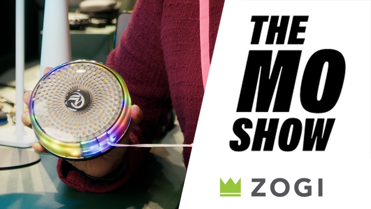 ZOGI Festive Light – Powerful Flashlight, 8m Light Chain & Power Bank in One! | MoShow - YouTube