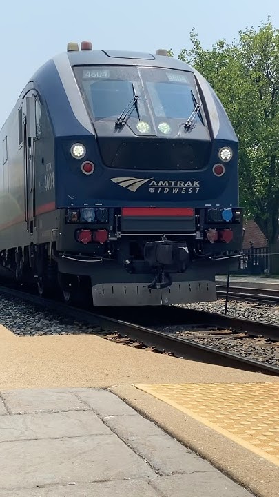 Amtrak Hiawatha with SC-44 IDTX 4604 leading arriving at Glenview! #amtrak #railfan #railway ...