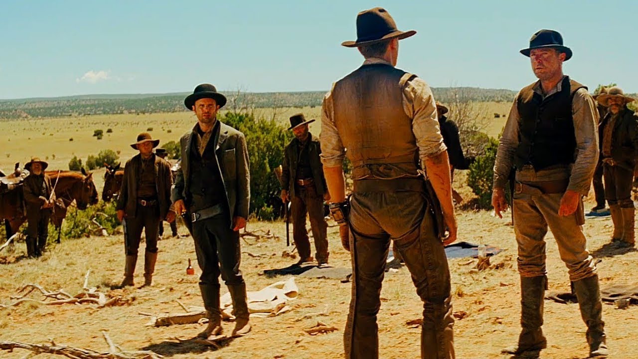 Los MATONES se METIERON con el ANCIANO tranquilo, sin SABER que ÉL es ...