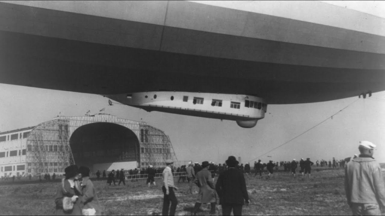 The Flight Of The ZR-3 In 1924 - YouTube