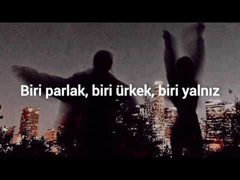 Ufomuo - Yıldızlar (lyrics/sözleri)