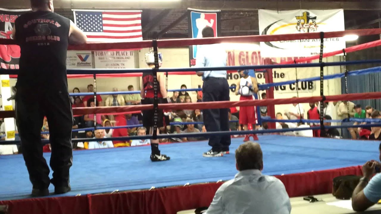 Hunter Jones boxing in Jackson, TN - YouTube