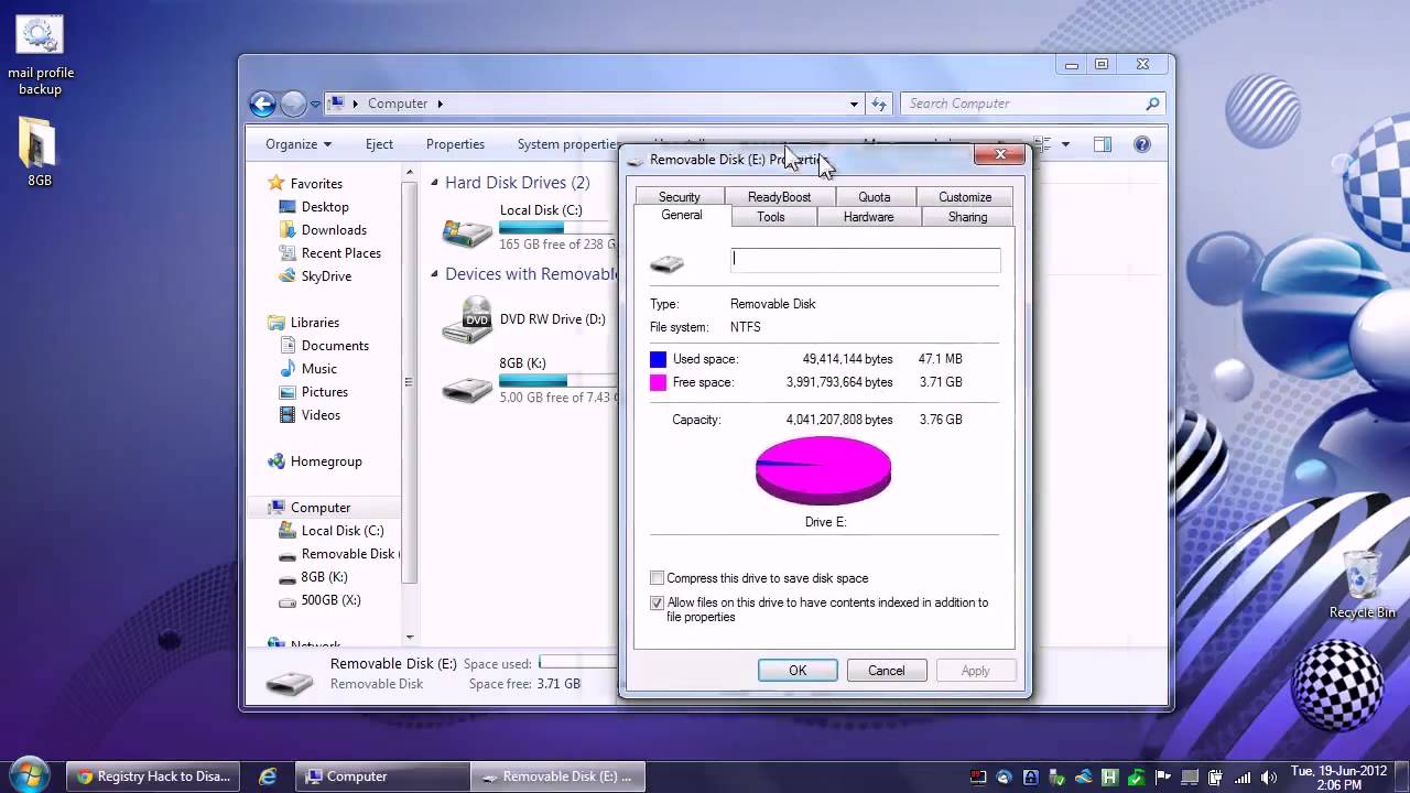 How To "Write Protect" A USB Key Using NTFS Permissions - YouTube