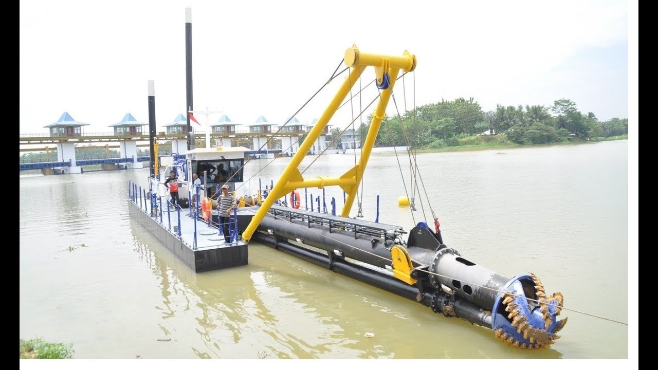 Sea Dredging Equipments How to Working on Water|types of dredging methods Videos - YouTube