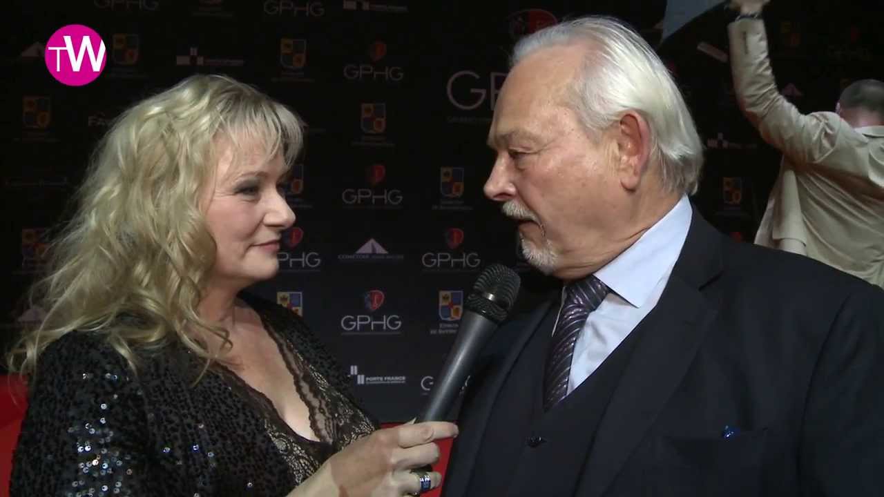 Special Prize of the Jury for Philippe Dufour at the GPHG 2013 - YouTube